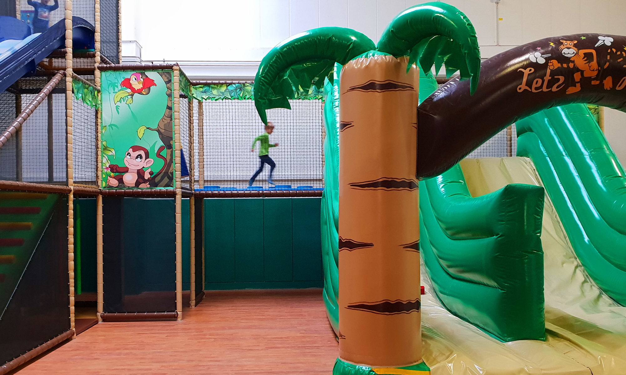 Letz Fetz – Indoorspielplatz in Neufahrn bei Freising mit Parkhaus