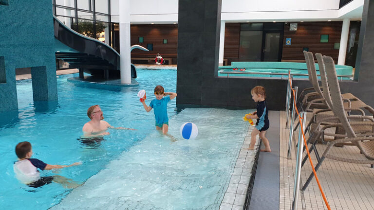 Erlebnisbad Fresch in Freising: Wasser-Rutsche, Strömungskanal und ...