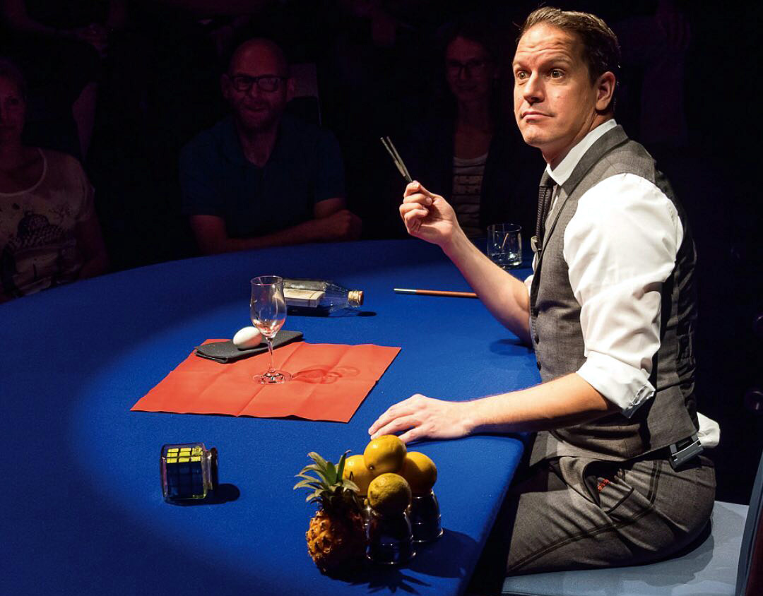 Brandneue Zaubershows für die ganze Familie im Zaubertheater Alexander ...